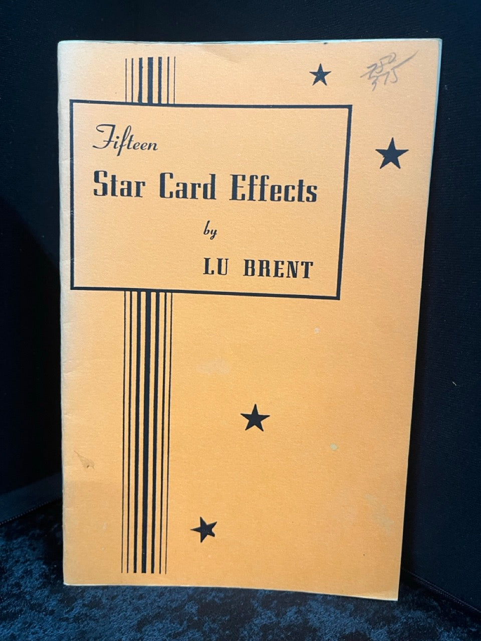 Fifteen Star Card Effects - Lu Brent – Don's Magic & Books